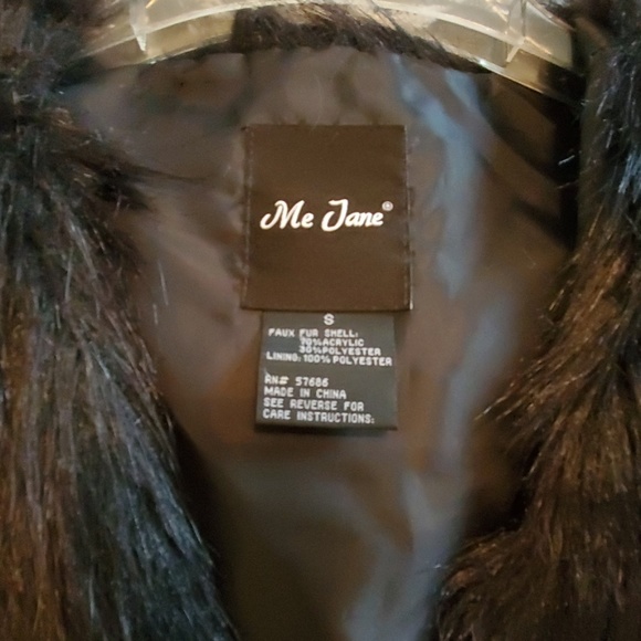Me Jane | Jackets & Coats | Me Jane Faux Fur Vest | Poshmark
